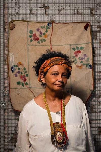 Sonia Gomes | Enciclopédia Itaú Cultural