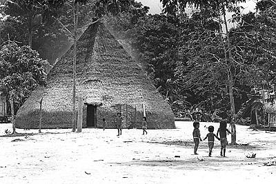 Aldeia Marubo | Enciclopédia Itaú Cultural