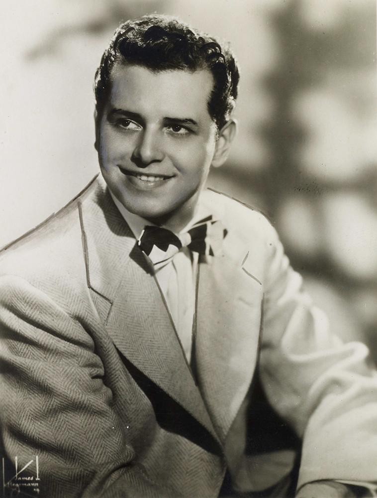 Dick Farney | Enciclopédia Itaú Cultural